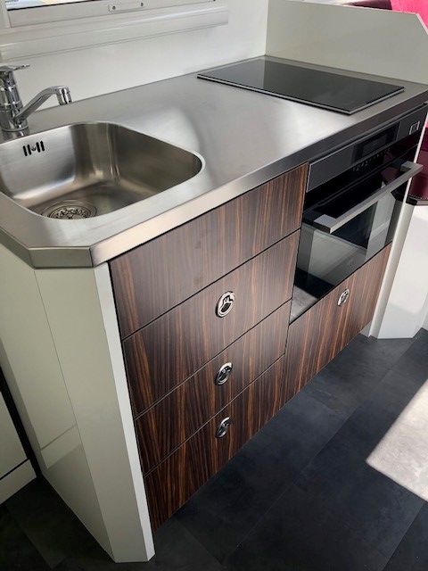 Project 84 | Twiga Travelcars